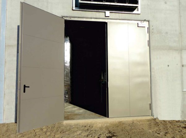 Single Leaf Hinged -/120/120 - Smoke Control